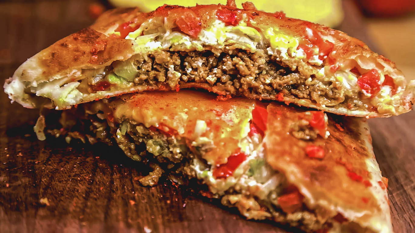 Flamin' Hot Cheetos Crunchwrap – Cooking Panda