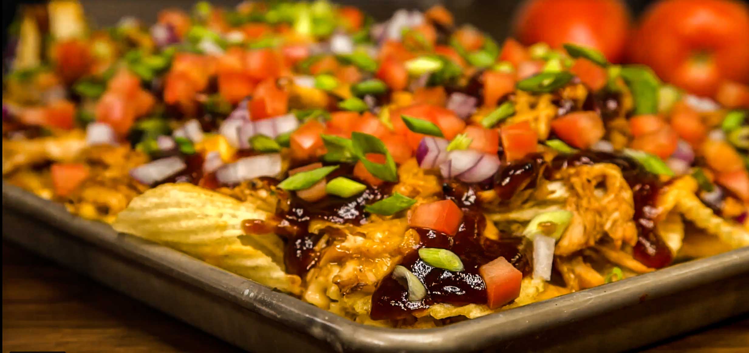 Garlic Cheddar BBQ Chicken Nachos – Cooking Panda