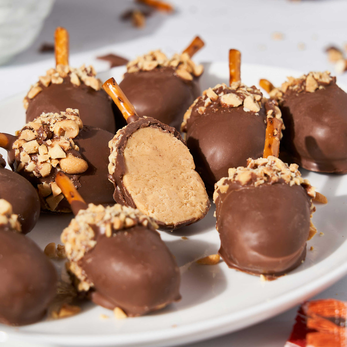 Peanut Butter Acorn Balls – Cooking Panda