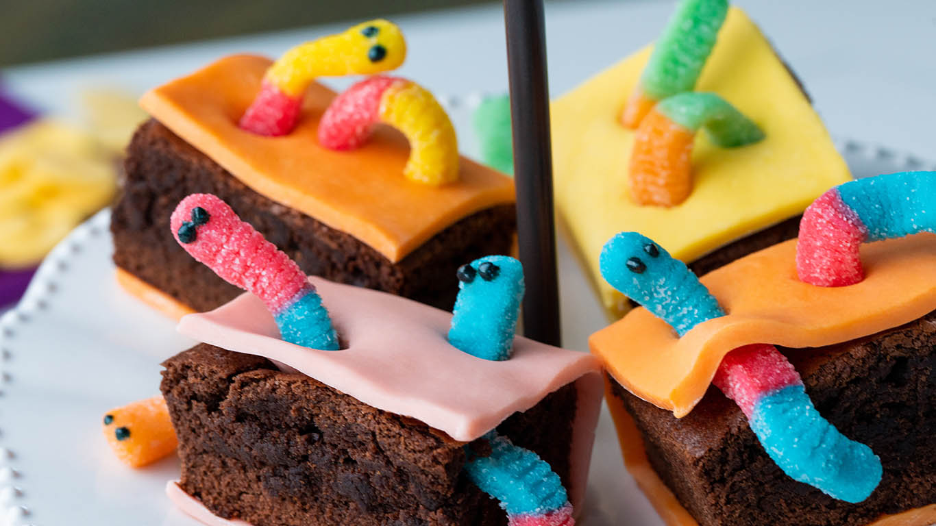 Bookworm Brownies – Cooking Panda