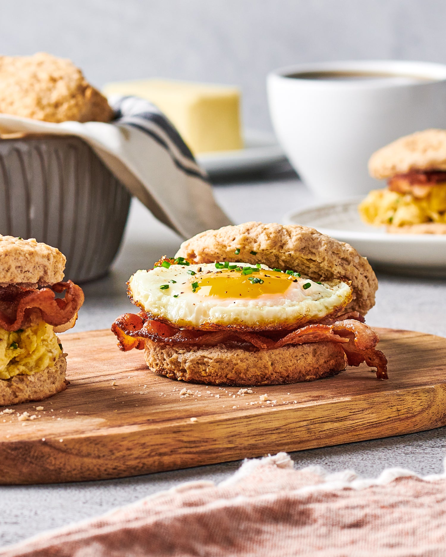 Maple Oatmeal Breakfast Sandwich – Cooking Panda