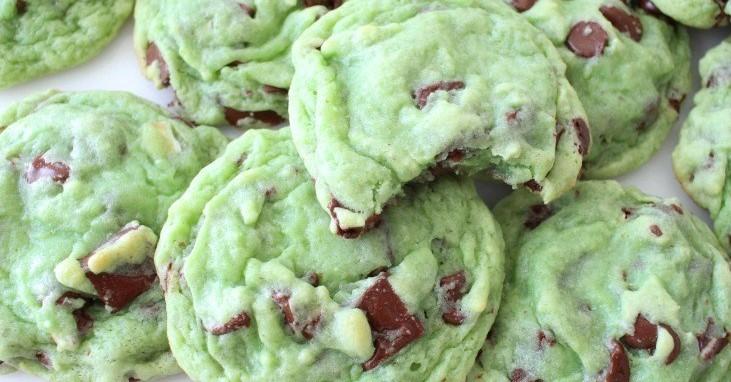 Mint Chocolate Chip Cookies with Secret Ingredient – Cooking Panda