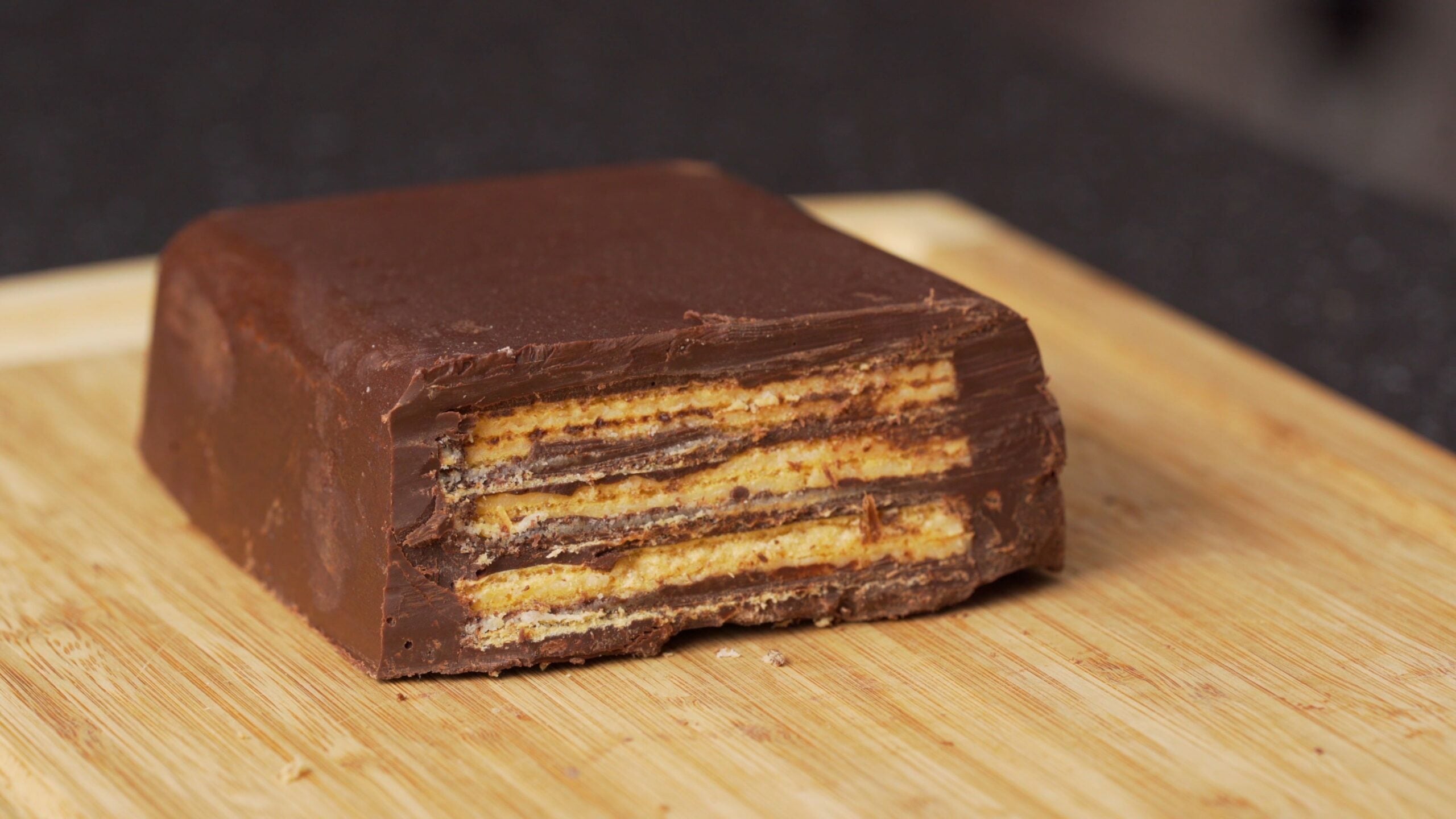 Party-Sized Kit Kat – Cooking Panda