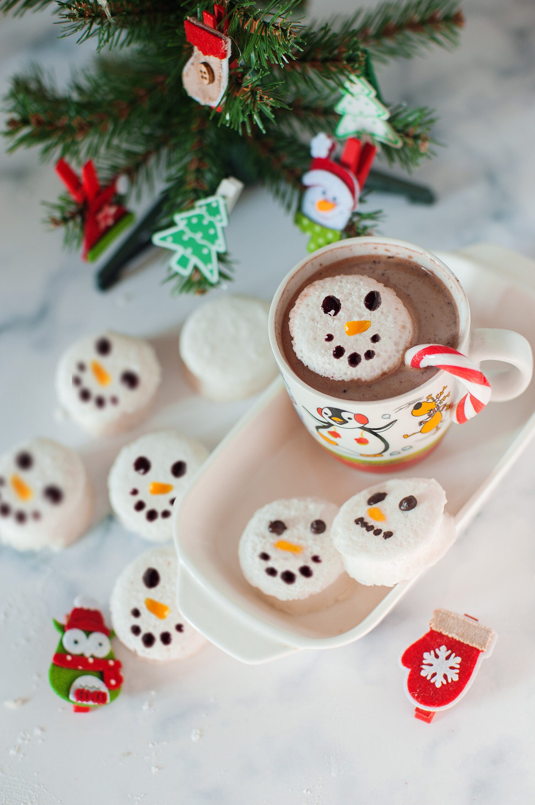Snowman Marshmallows – Cooking Panda