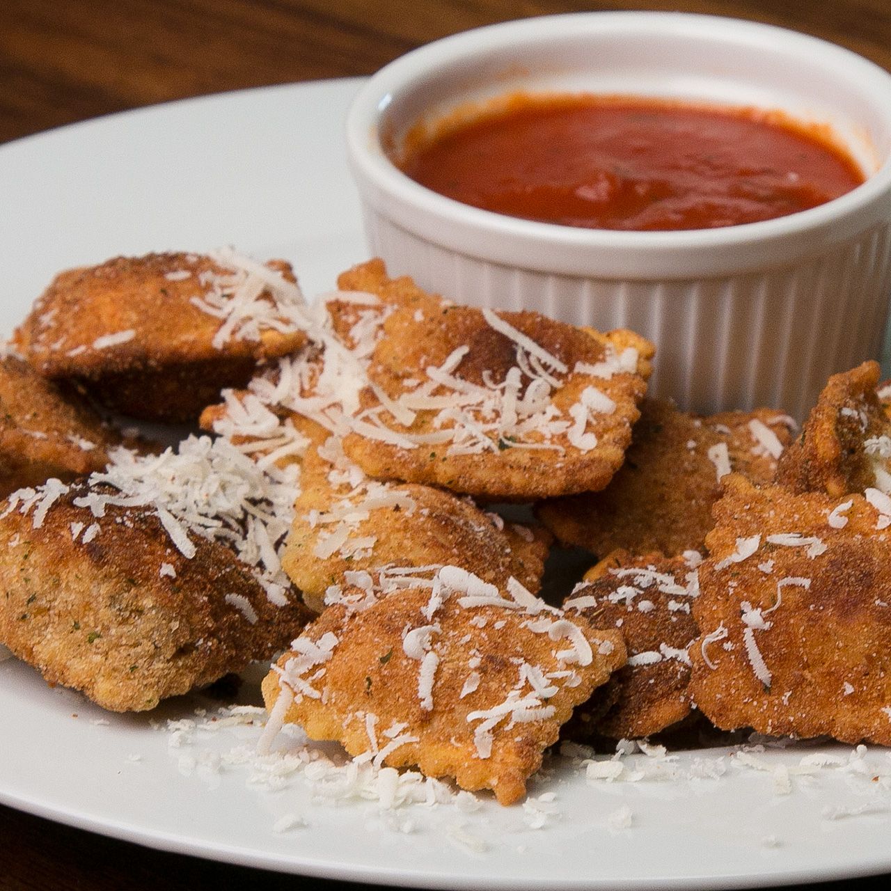 Italian Toasted Ravioli – Cooking Panda