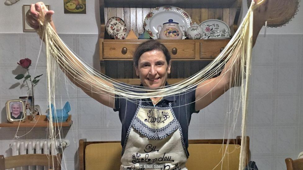 Italy's Rarest Pasta Is Gorgeous To Behold – Cooking Panda